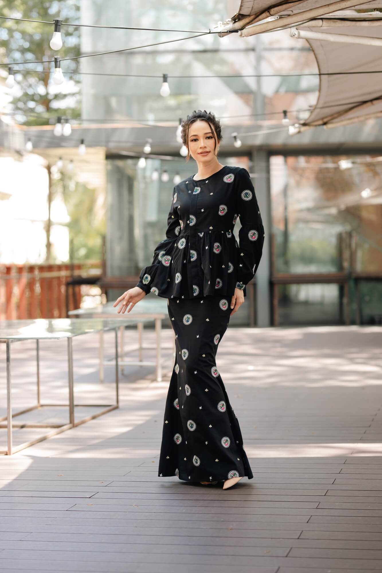 Freya Kurung - True Colors