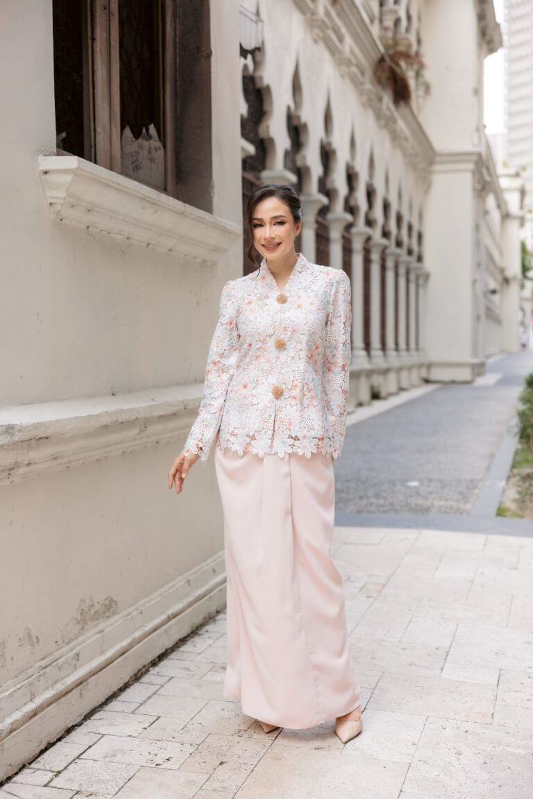 Arla Kebaya - Peach - True Colors