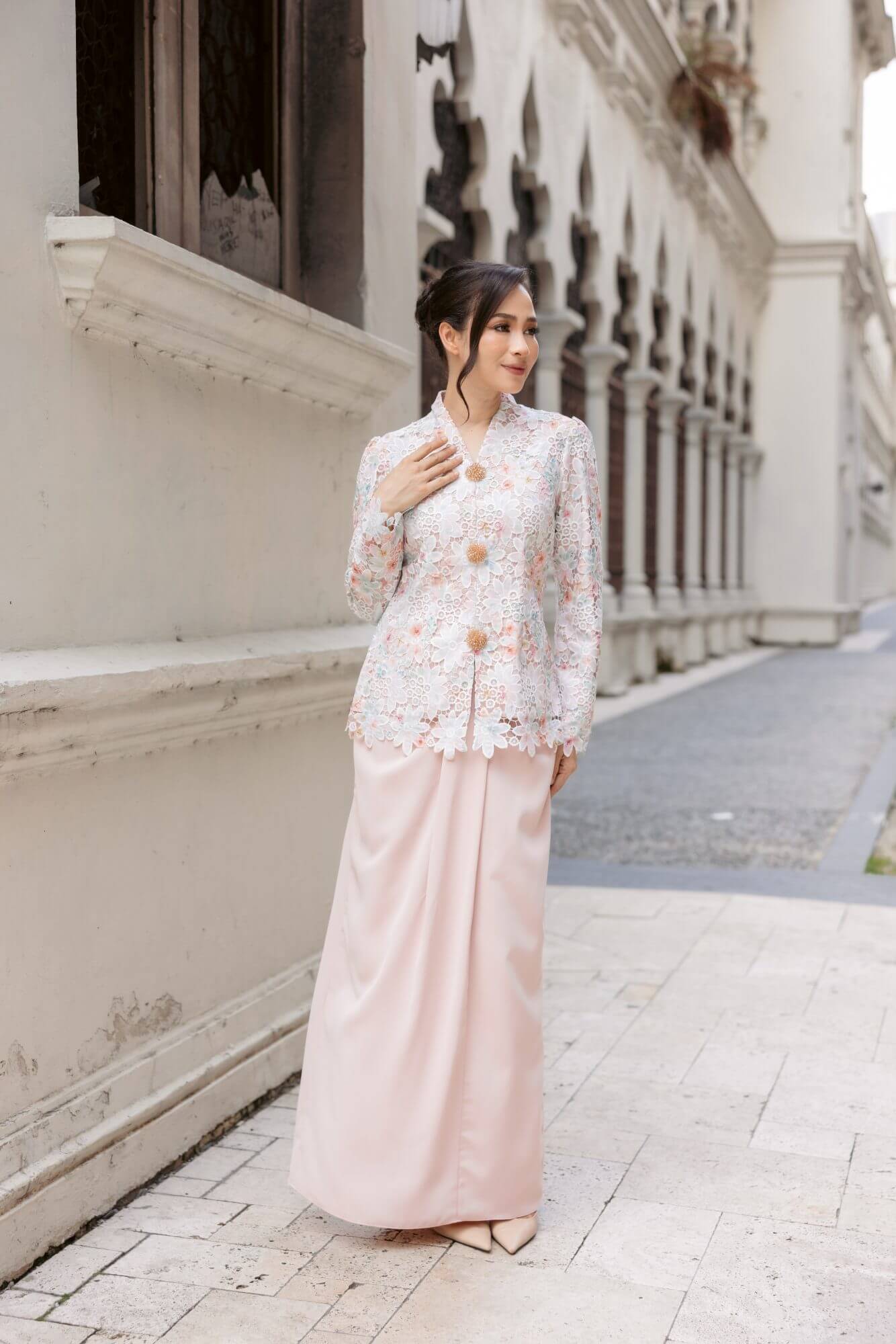 Arla Kebaya - Peach - True Colors
